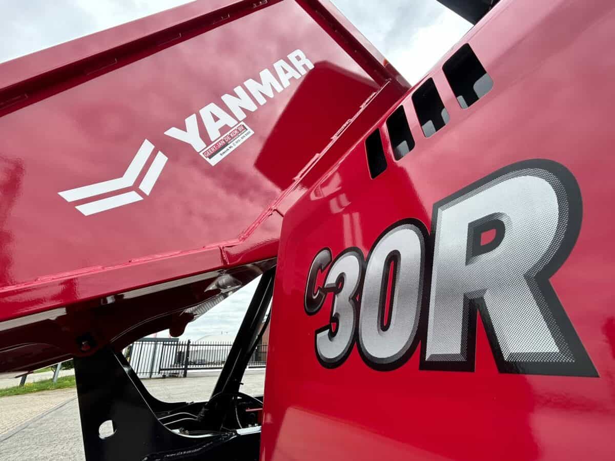 Yanmar C30R TV - Geert-Jan de Kok B.V.